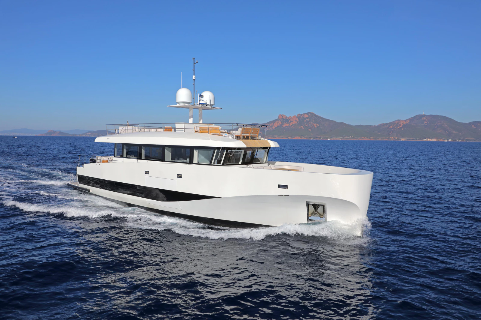 Yacht Cloud | Sail in Style with ATHENA I: Greece's Azure Seas